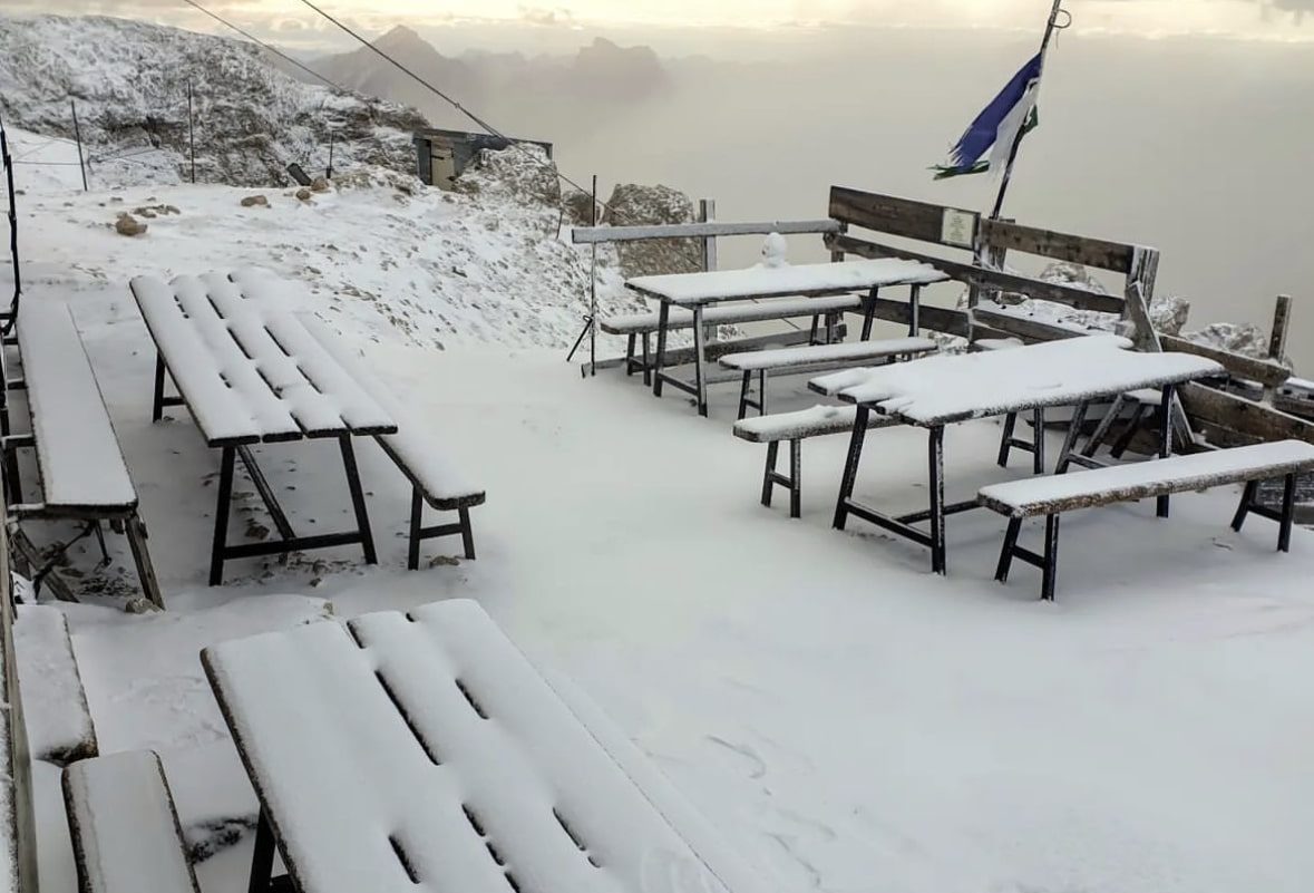 Heavy Snow Pounds Mt Hutt, New Zealand; Argentina Shivers; + It’s ...