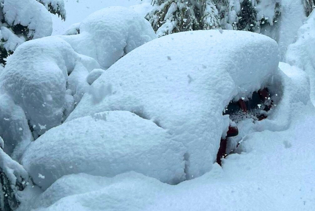 “Patagonia Is Absolutely Buried”; Rare Snow Blankets Chile’s Capital ...